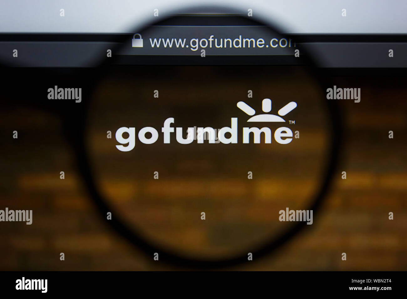 Gofundme icon hi-res stock photography and images - Alamy