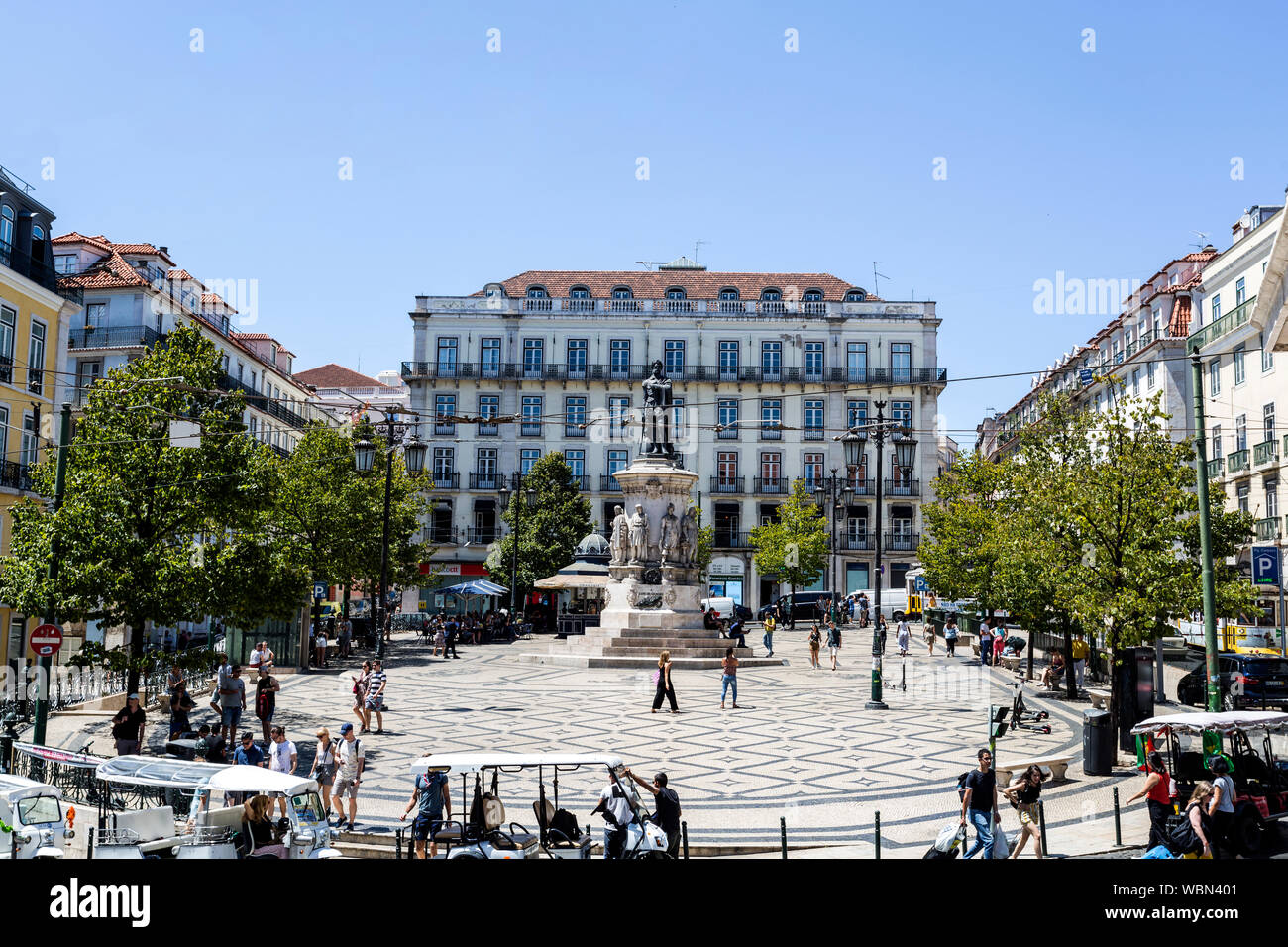 Luis de camoes square hi-res stock photography and images - Alamy