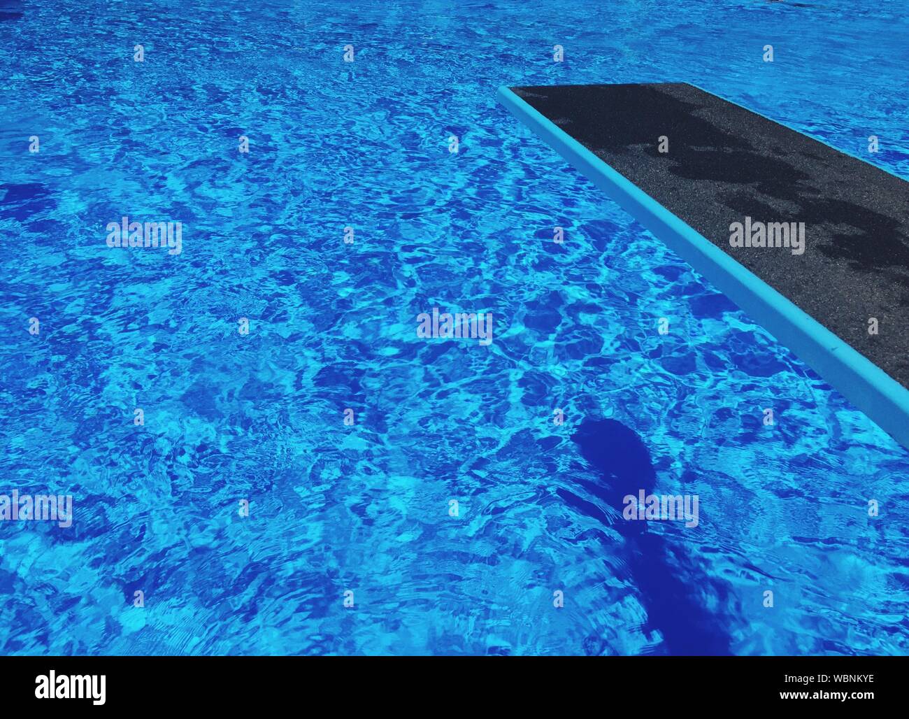 High platform diving hi-res stock photography and images - Alamy