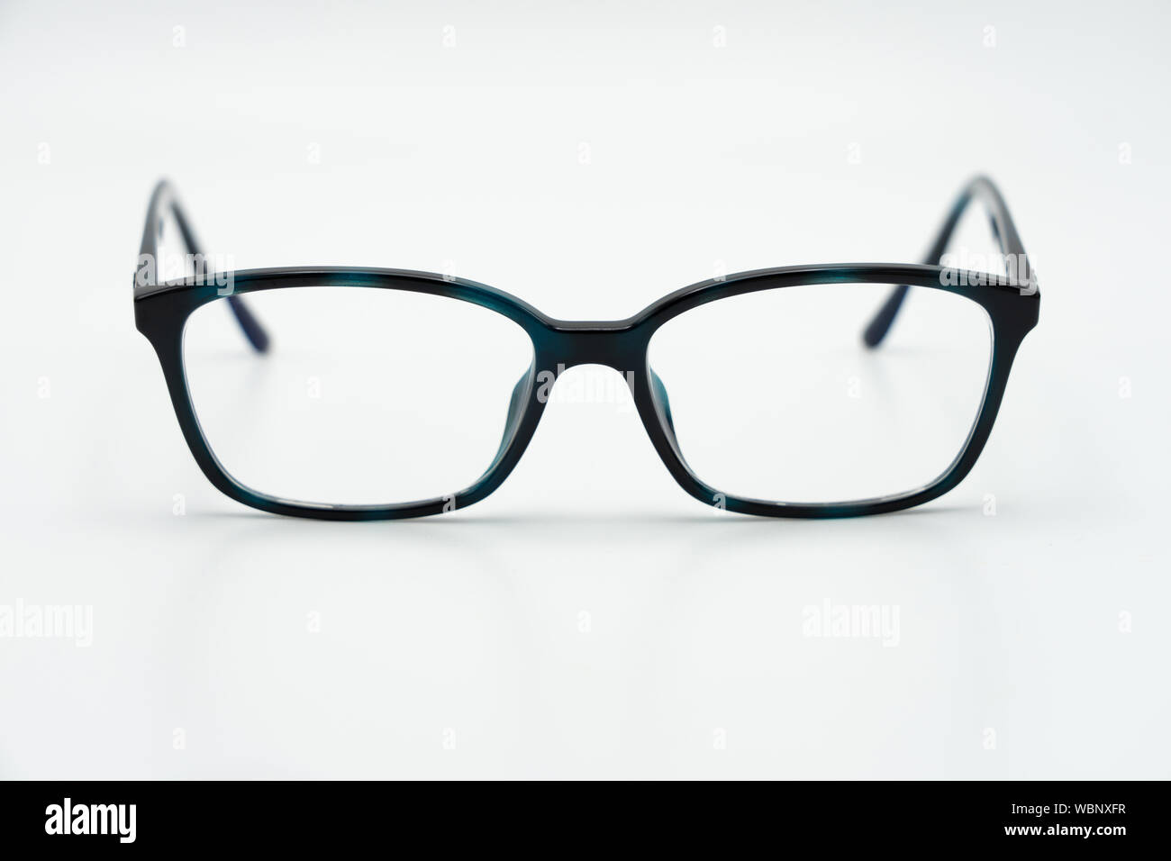 Visual impairment hi-res stock photography and images - Alamy