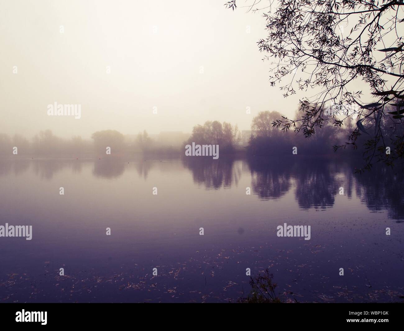 Reflection and weather hi-res stock photography and images - Alamy