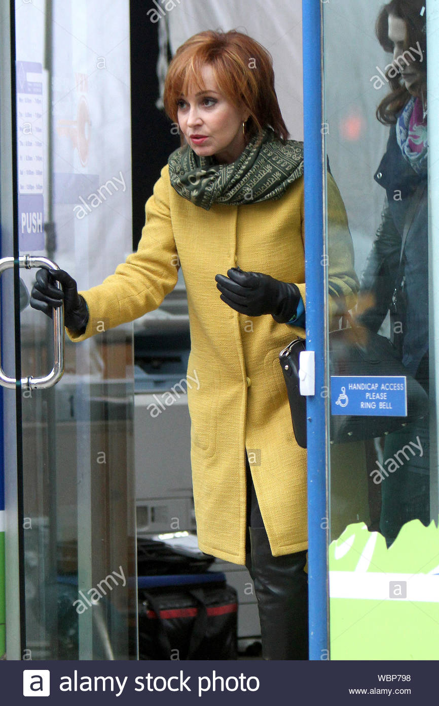 Annie Potts Stock Photos & Annie Potts Stock Images - Alamy