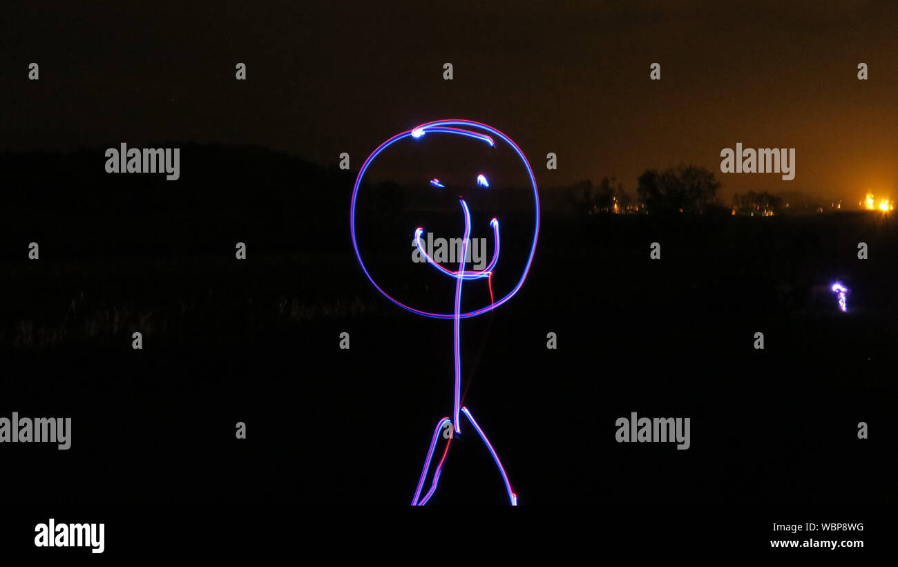 Purple sky night hi-res stock photography and images - Alamy