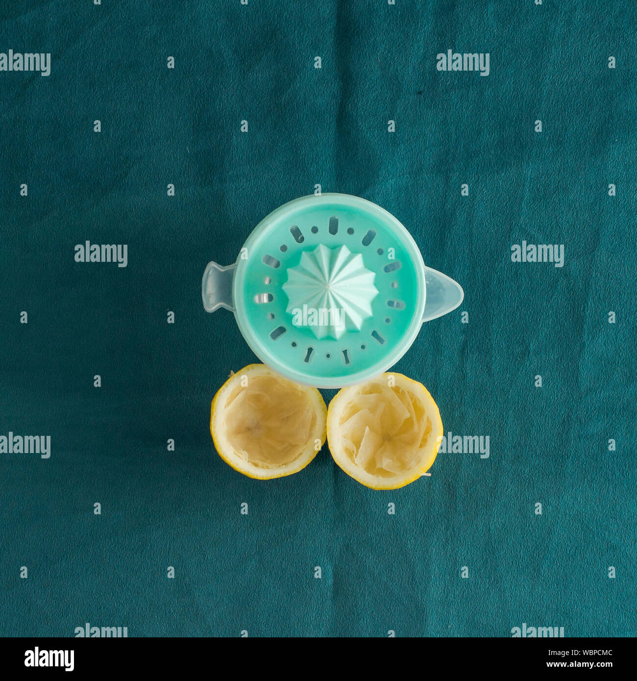 Red briks hi-res stock photography and images - Alamy