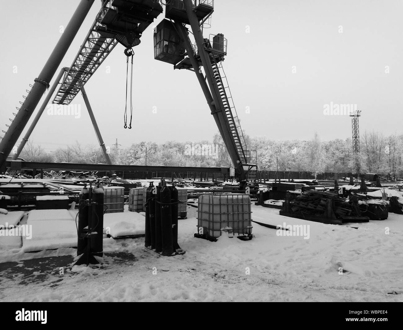 Drilling rig cranes hi-res stock photography and images - Alamy