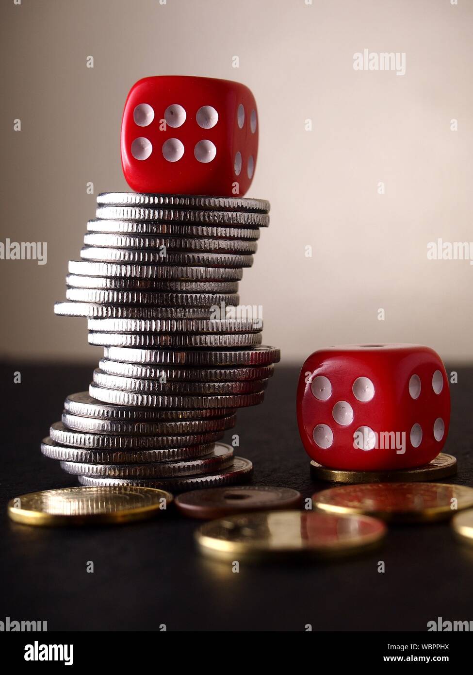 Silver dice hi-res stock photography and images - Alamy