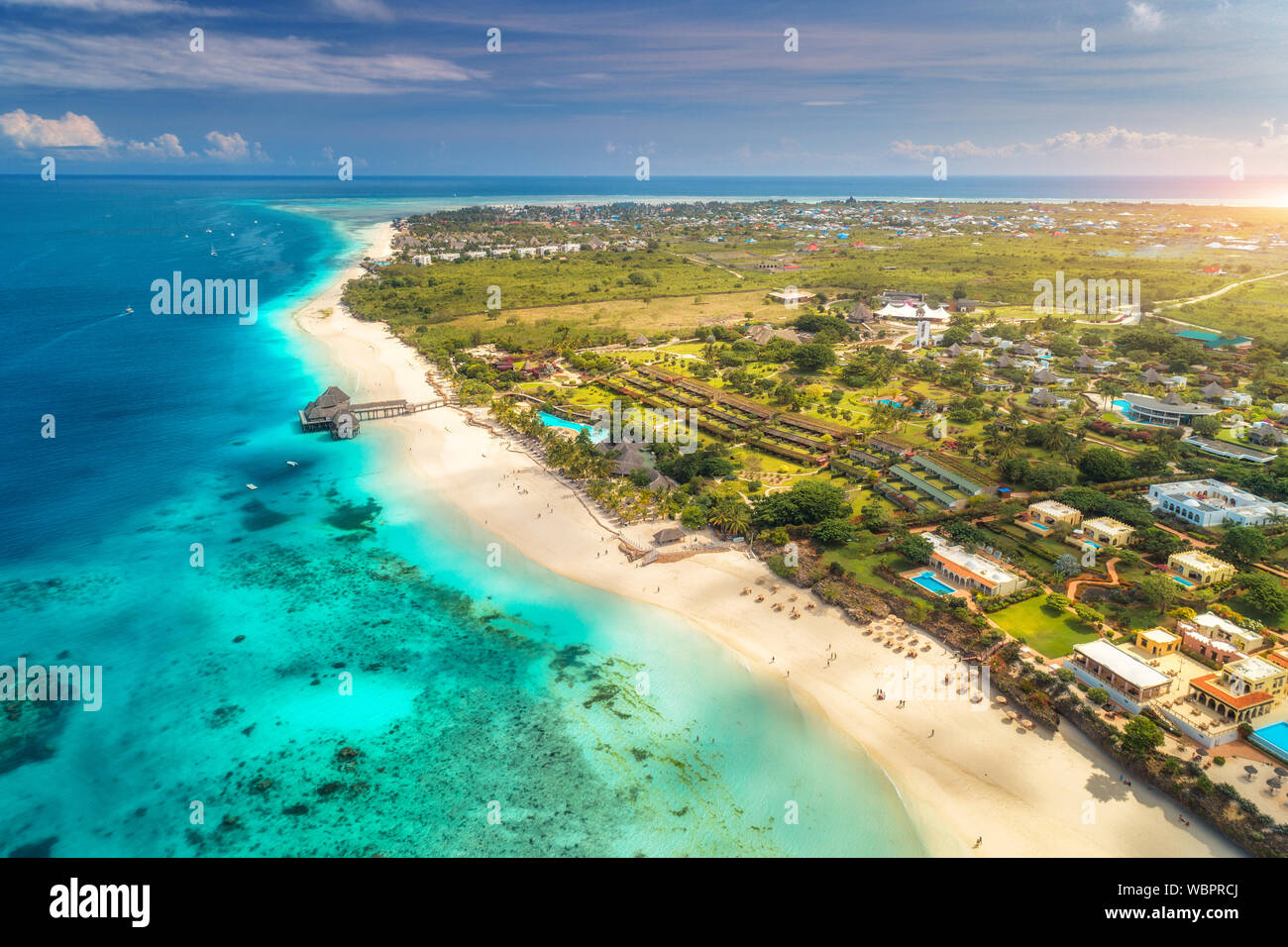 Beautiful tropical sea hi-res stock photography and images - Alamy