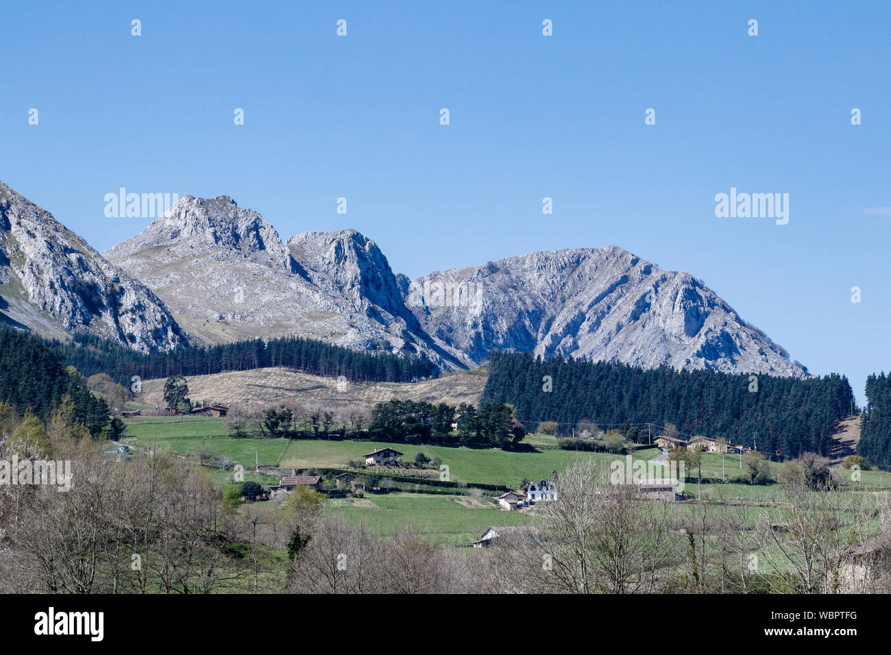 Mountain village in basque country hi-res stock photography and images ...