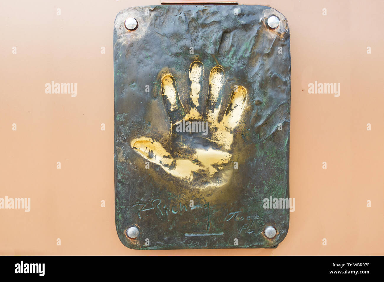Handprint and signature hi-res stock photography and images - Alamy