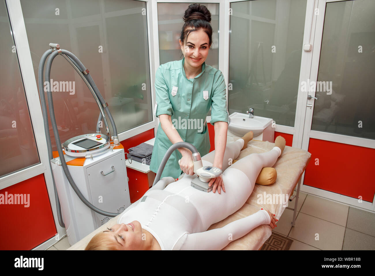 Lpg suite hi-res stock photography and images - Alamy