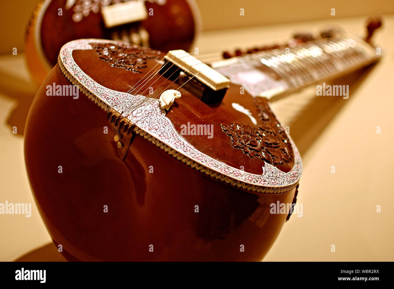 Sitar High Resolution Stock Photography and Images - Alamy