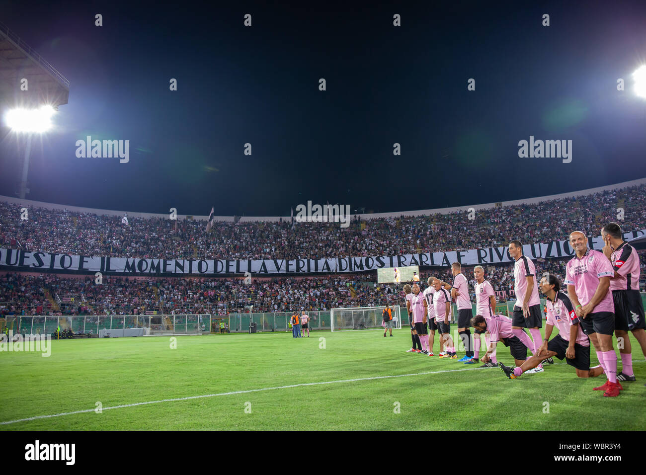 SSD Palermo vs Palermo Legends at the Renzo Barbera Stadium in Palermo ...