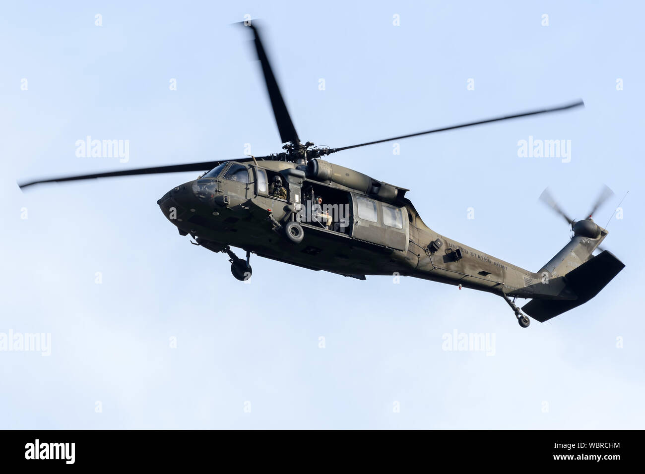 Sikorsky UH-60L Black Hawk Stock Photo - Alamy