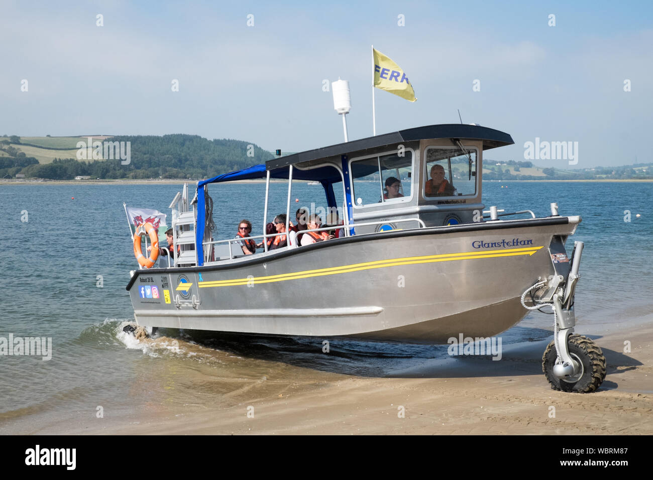 Carmarthen bay ferries hi-res stock photography and images - Alamy
