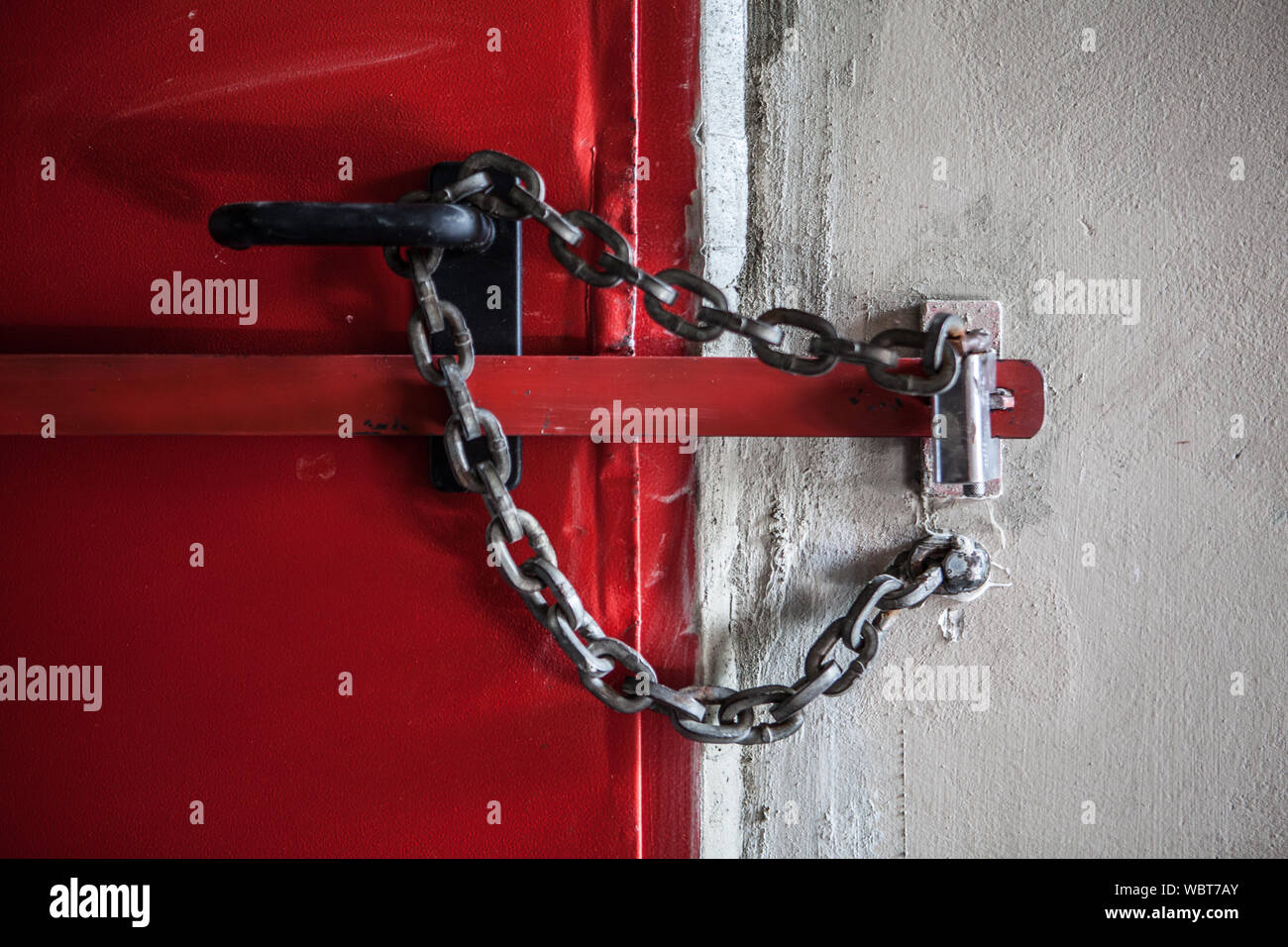 Door Lock Chain High Resolution Stock Photography and Images - Alamy