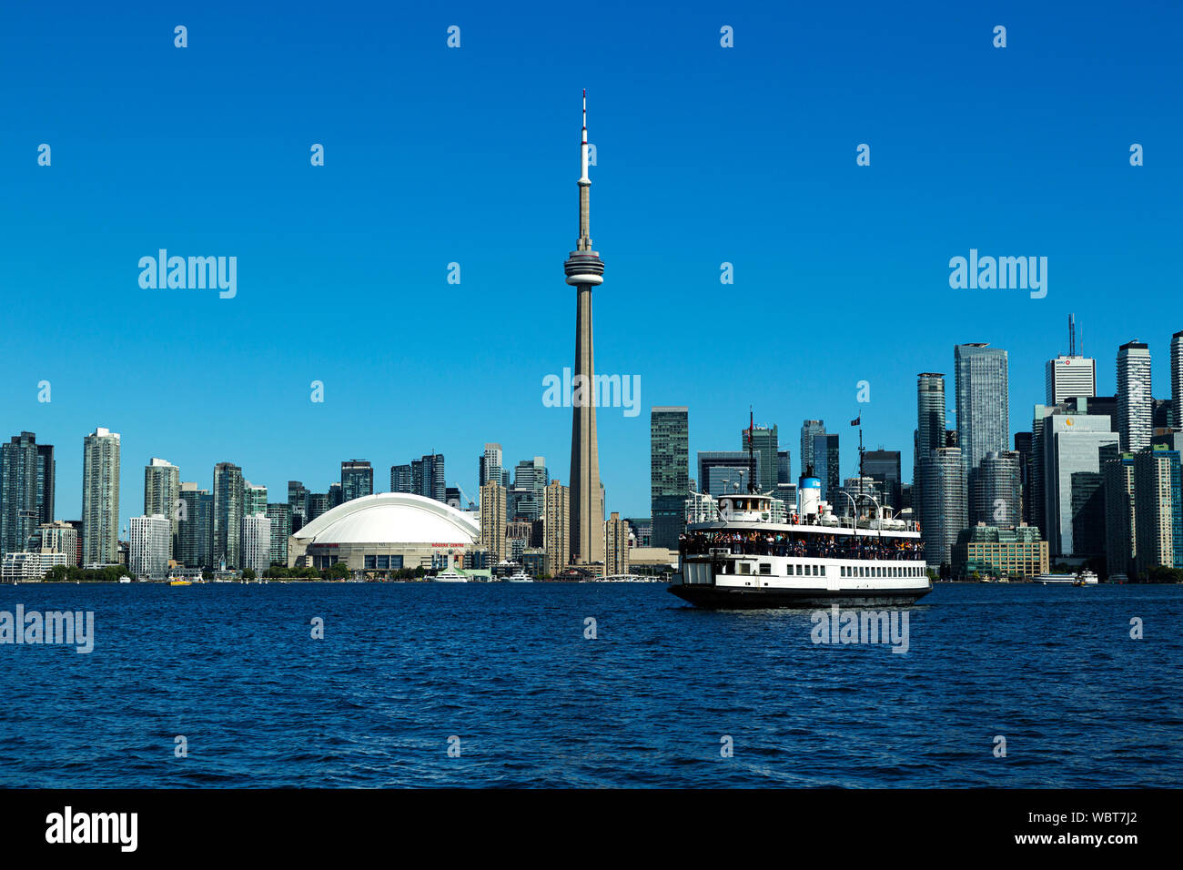 Canada island hi-res stock photography and images - Alamy