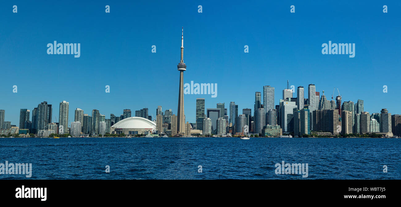Toronto panorama downtown cityscape hi-res stock photography and images ...