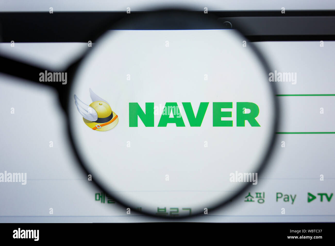 Naver logo hi-res stock photography and images - Alamy