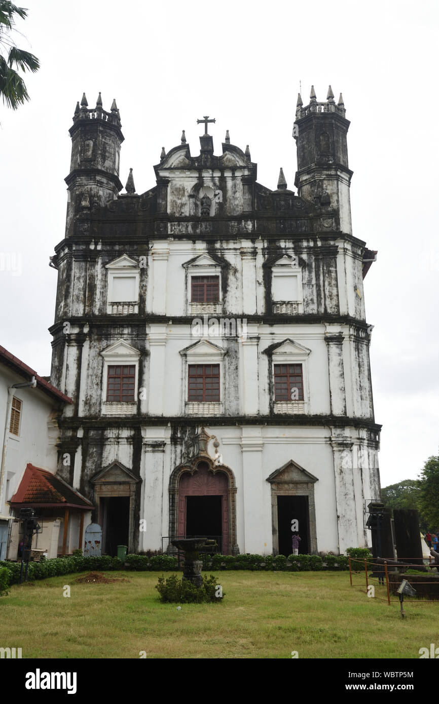 Catholic charch hi-res stock photography and images - Alamy