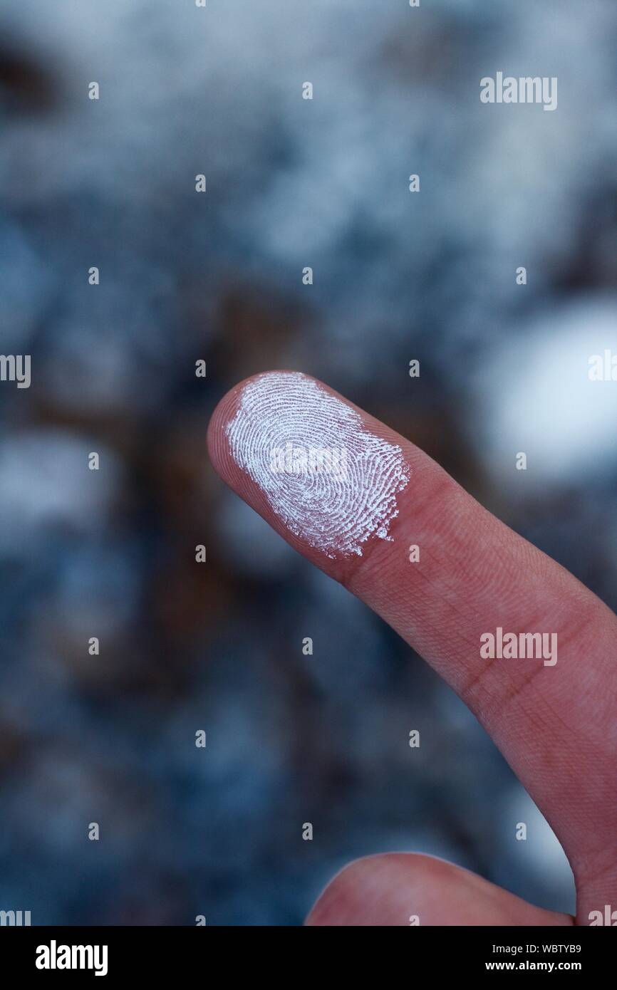 Fingerprint powder hi-res stock photography and images - Alamy