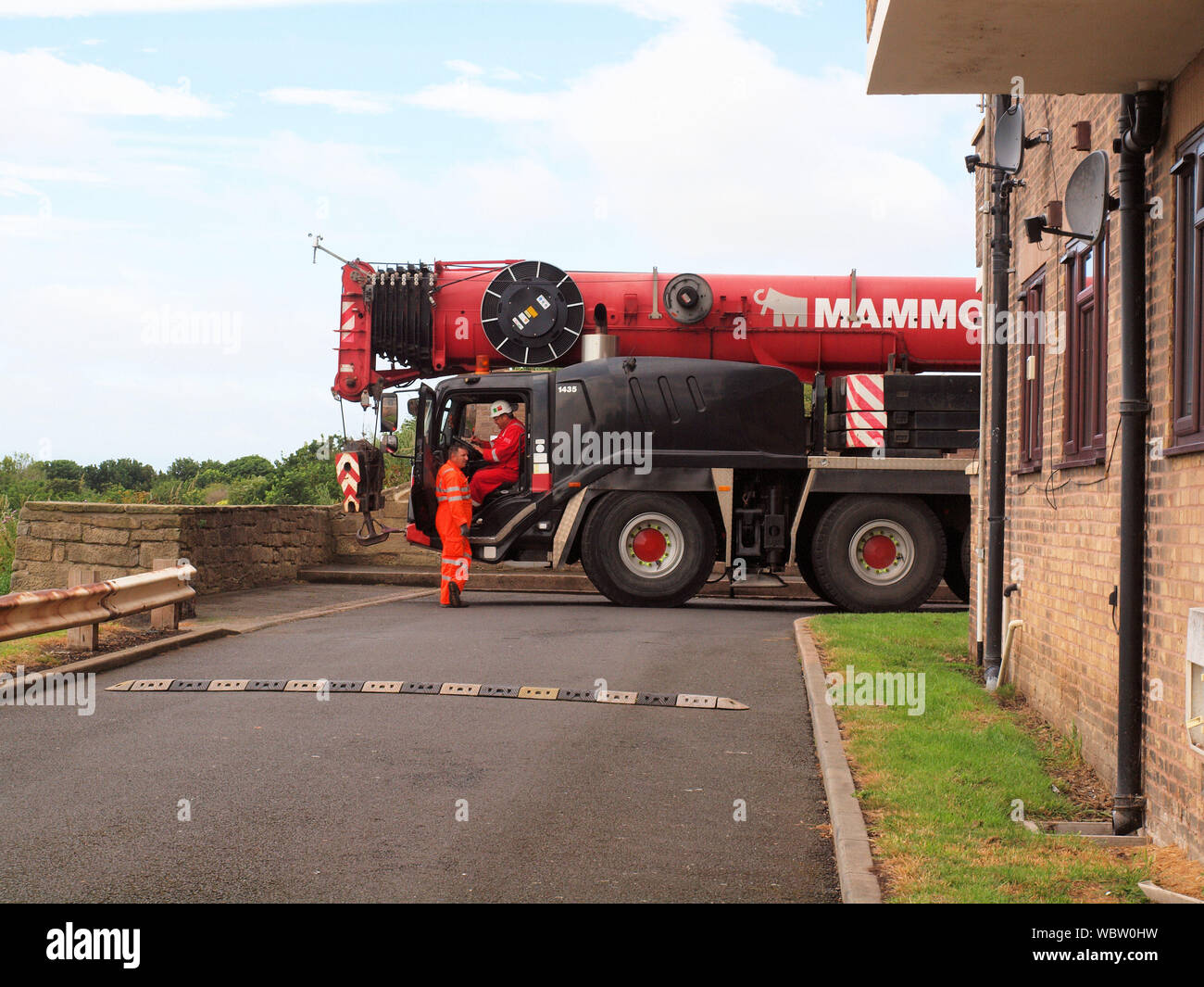Articulated lorry cable hi-res stock photography and images - Alamy