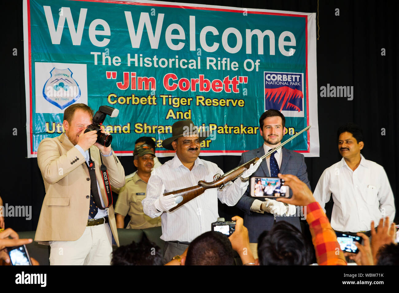 275 rifle rigby hi-res stock photography and images - Alamy