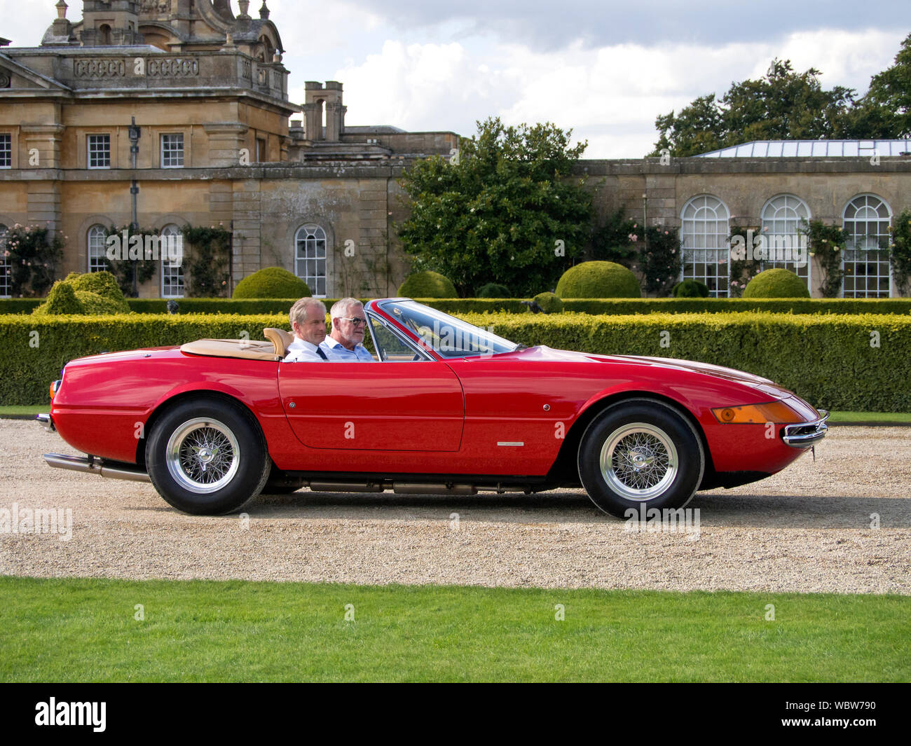 Ferrari 365 gtb 4 spider hi-res stock photography and images - Alamy