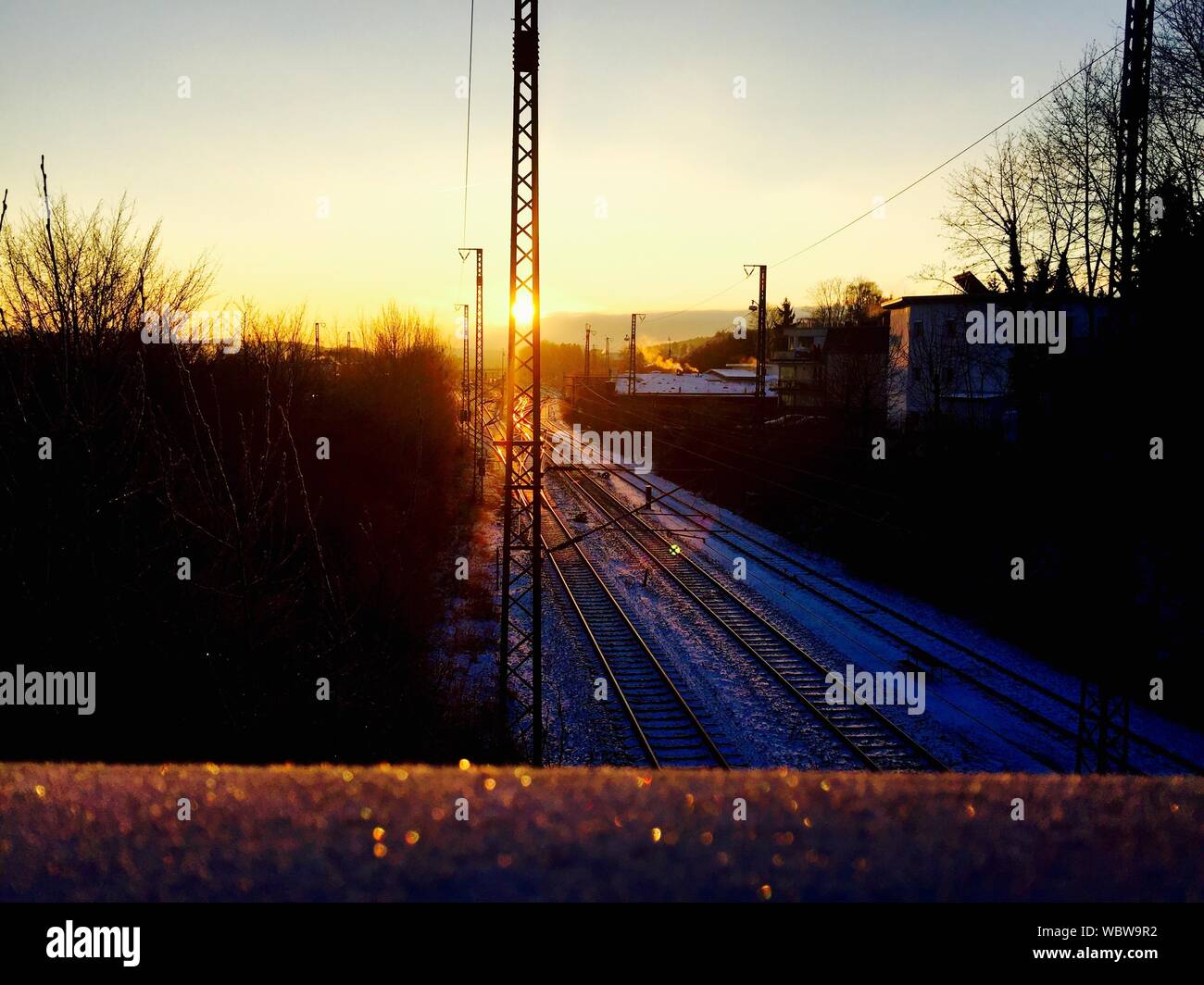 Railroad in sun hi-res stock photography and images - Alamy