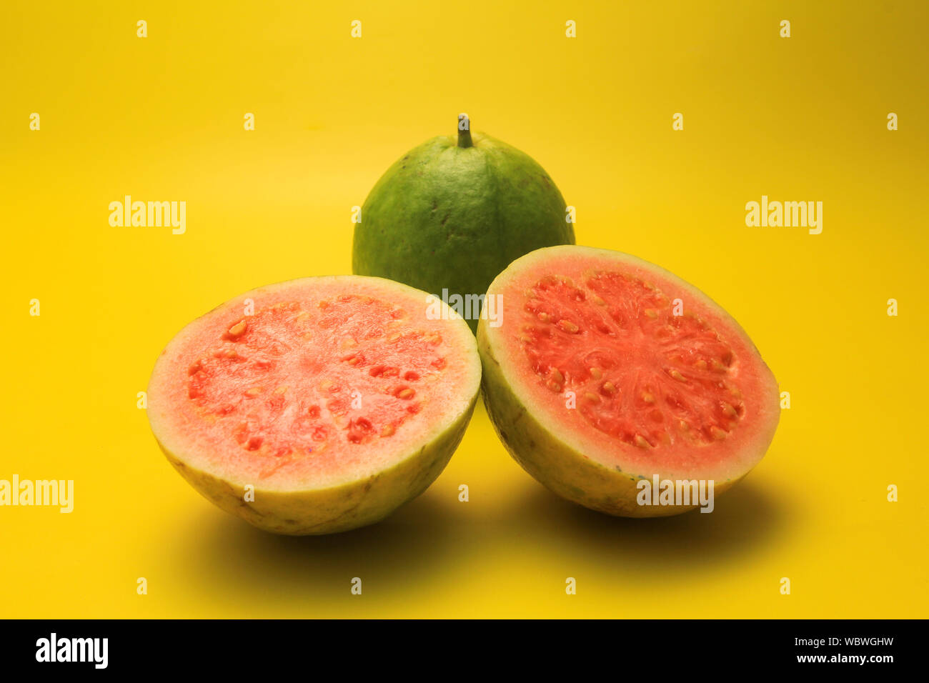 Yellow guava fruit hi-res stock photography and images - Alamy
