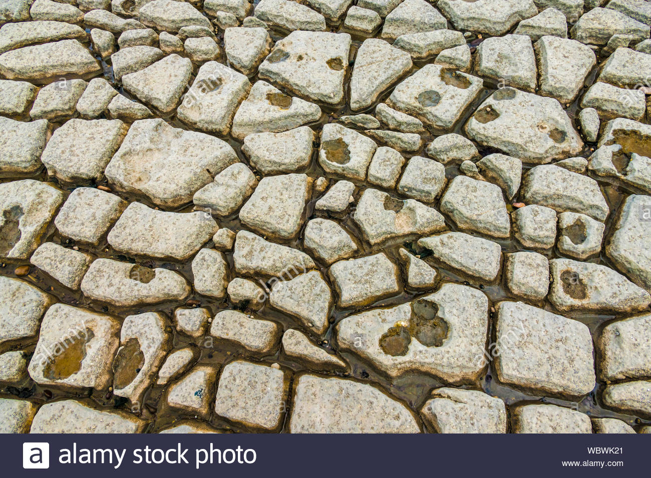 Fractures Geology High Resolution Stock Photography and Images - Alamy