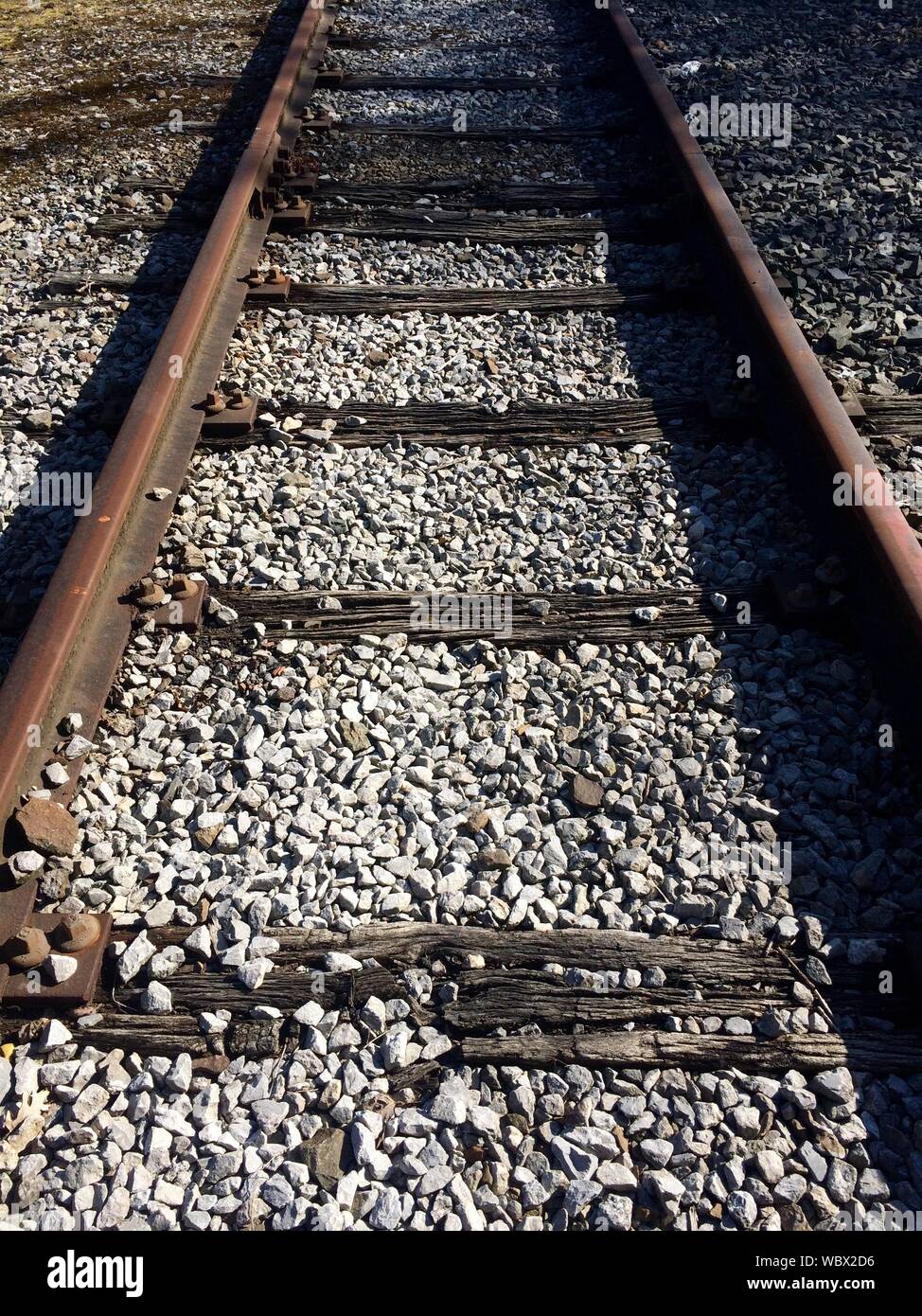 Elevated railroad tracks hi-res stock photography and images - Alamy
