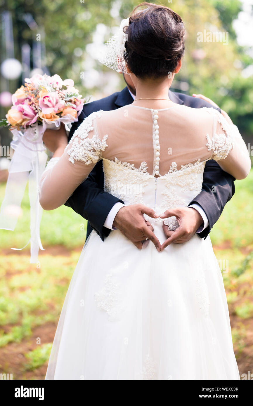Wedding indonesia bride groom hi-res stock photography and images - Alamy