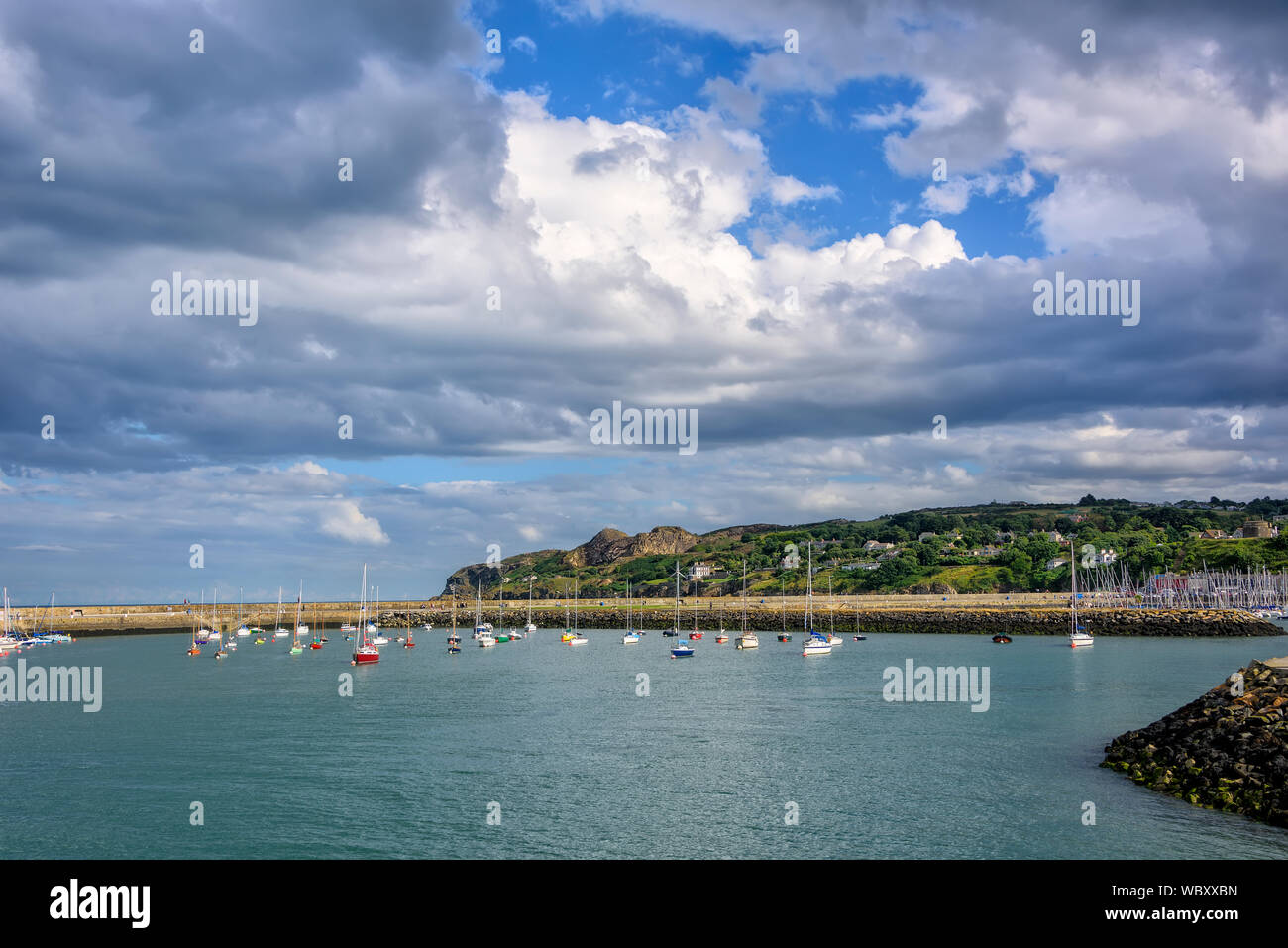 Fishing boats howth dublin hi-res stock photography and images - Alamy