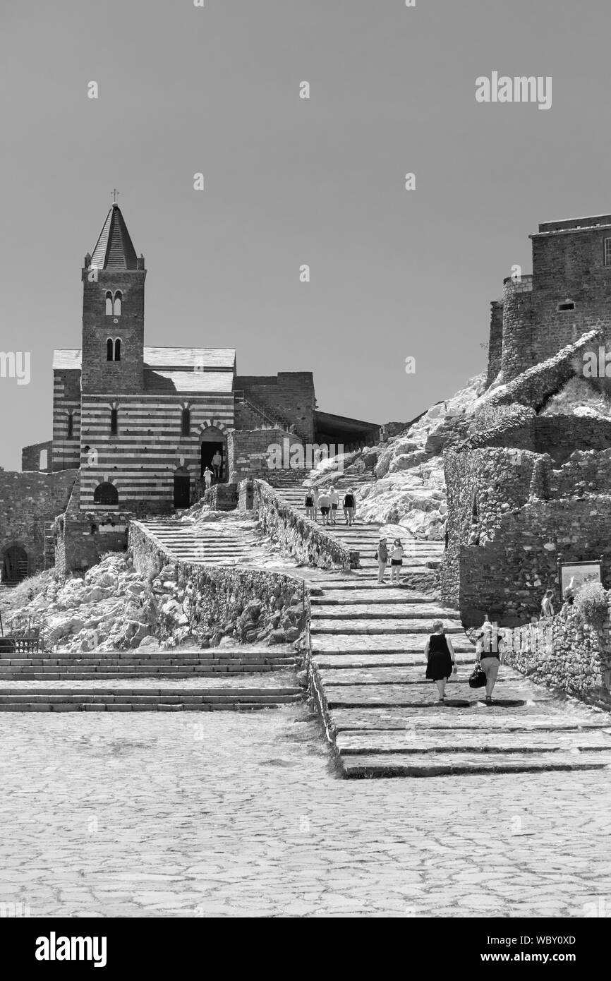 Unesco church people Black and White Stock Photos & Images - Alamy