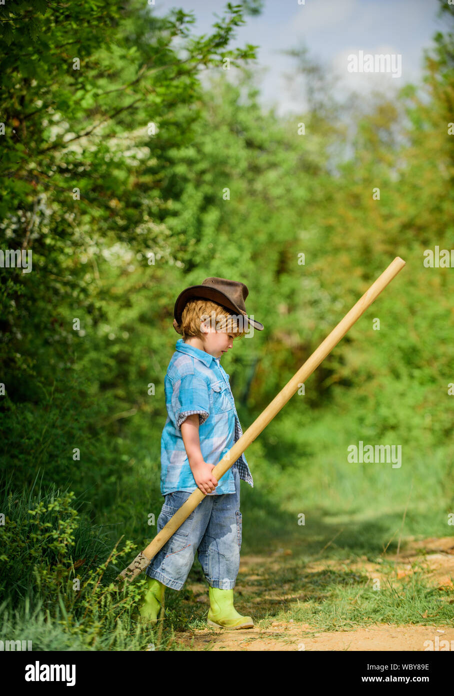 I want to find treasures. Adventure hunting for treasures. Little boy ...