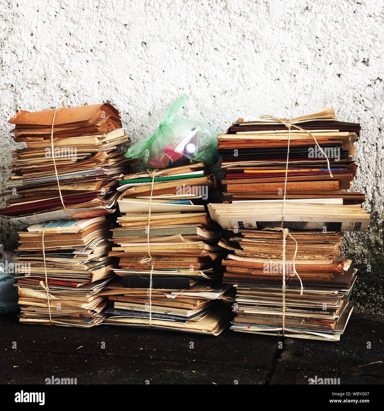Large files hi-res stock photography and images - Alamy