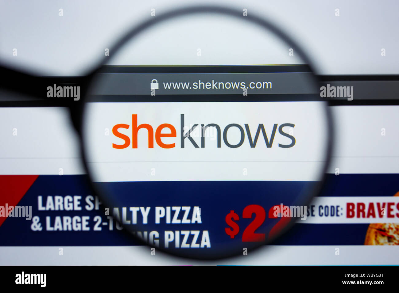 She tech logo hi-res stock photography and images - Alamy