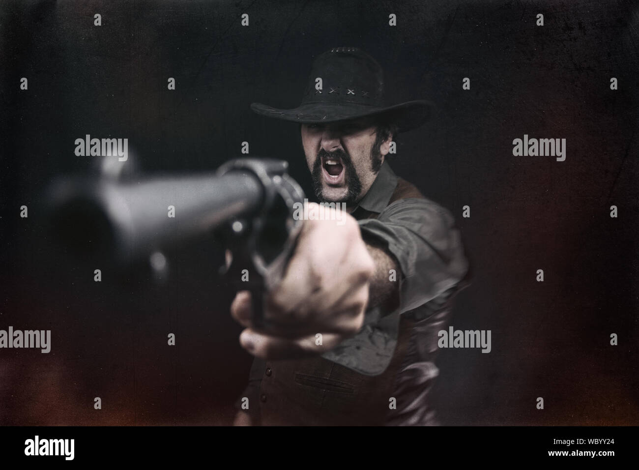 Western revolver hi-res stock photography and images - Alamy