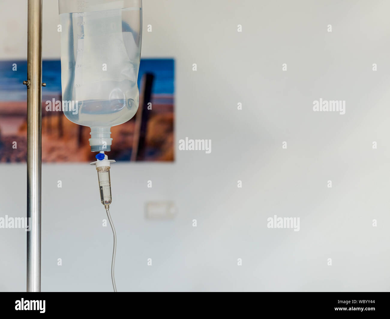 Iv cannula hi-res stock photography and images - Alamy