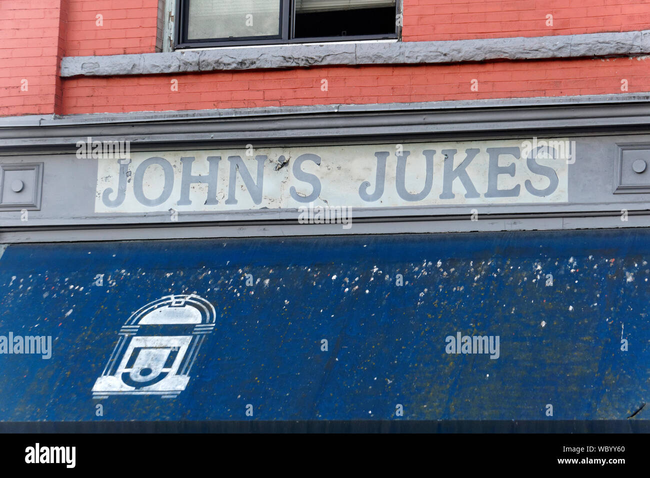 John's Jukes jukebox store sign on Main Street in the historic Mount ...