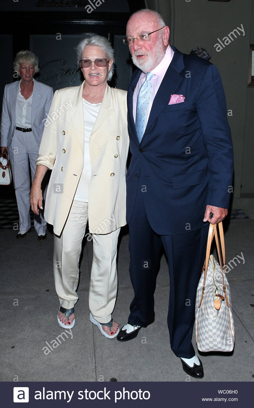 Barney Rosenzweig Stock Photos & Barney Rosenzweig Stock Images - Alamy