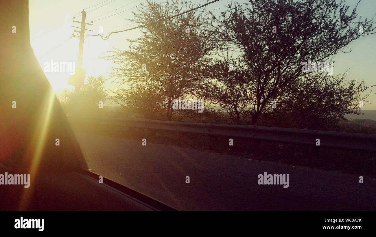 Road and sunlight hi-res stock photography and images - Alamy