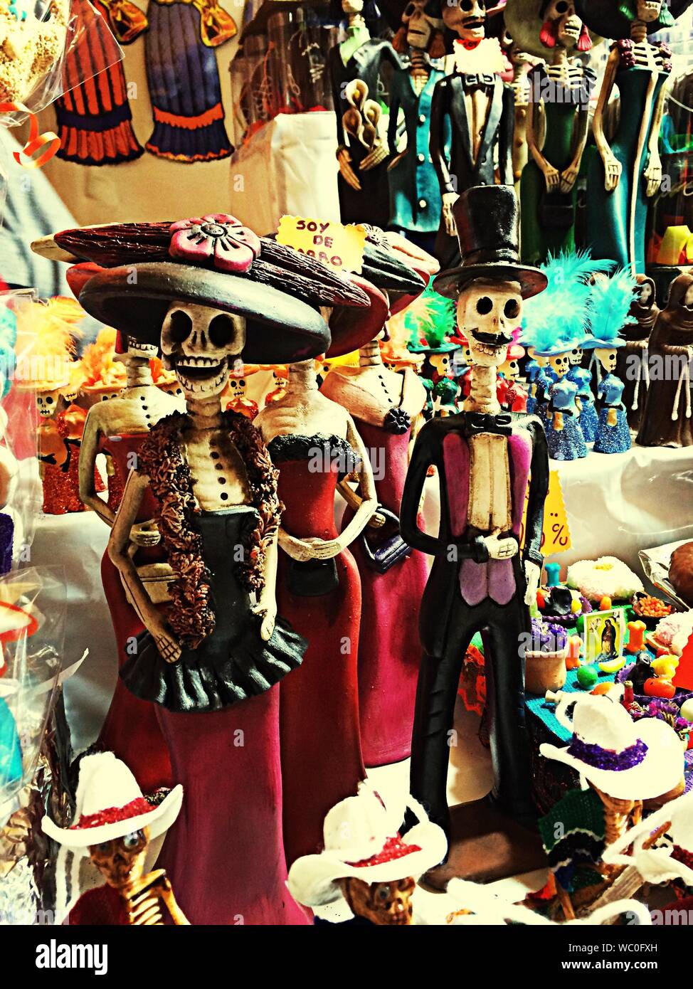 Creepy people hi-res stock photography and images - Alamy