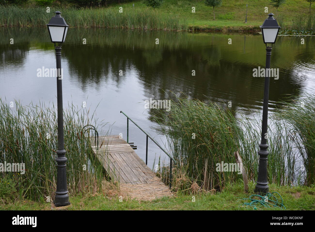 Lake pier hi-res stock photography and images - Alamy