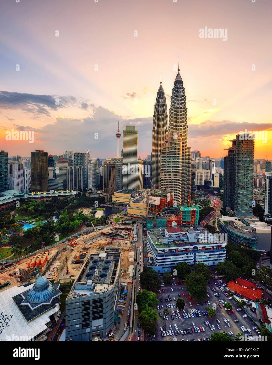 Aerial View Of Petronas Towers At Sunset Stock Photo - Alamy