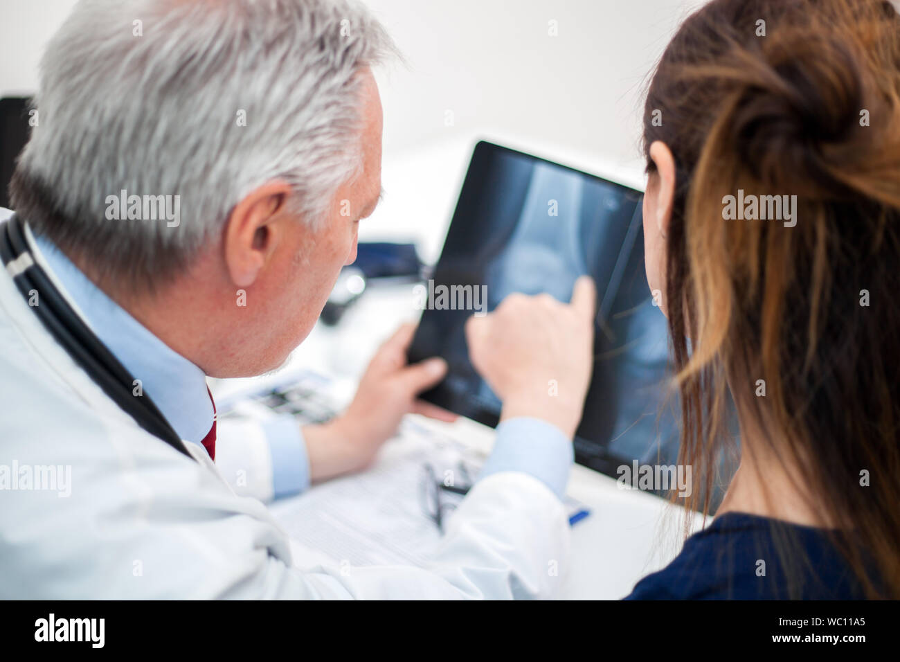 Patient communication radiography hi-res stock photography and images ...