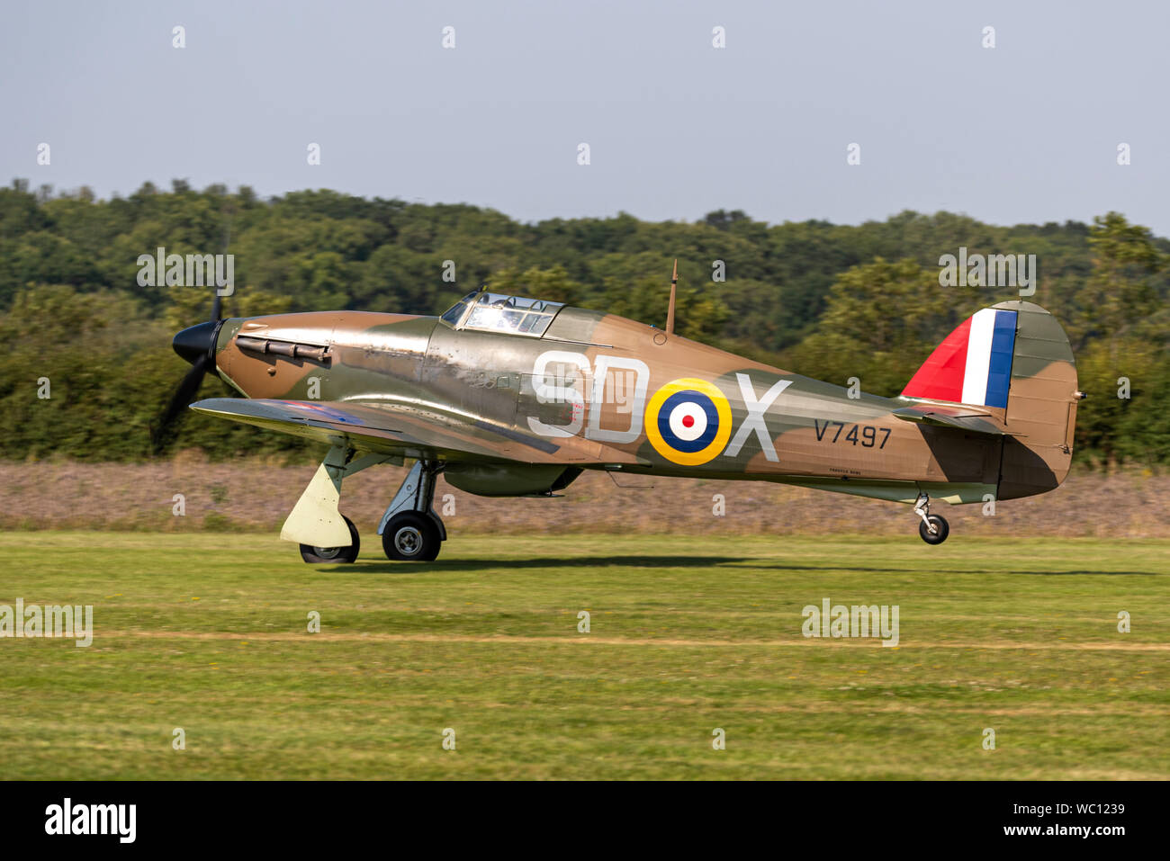 Ww2 hawker hurricane fighter plane hi-res stock photography and images ...