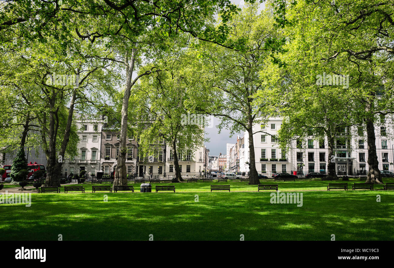 Nightingale sang in berkeley square hi-res stock photography and images ...