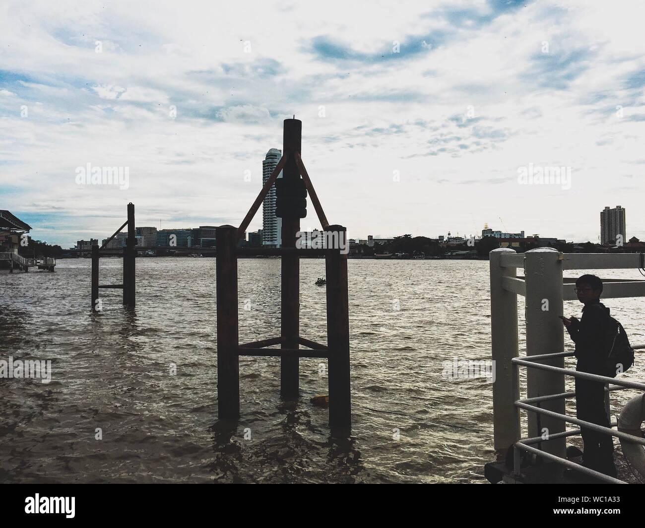 Bangkok structures hi-res stock photography and images - Alamy