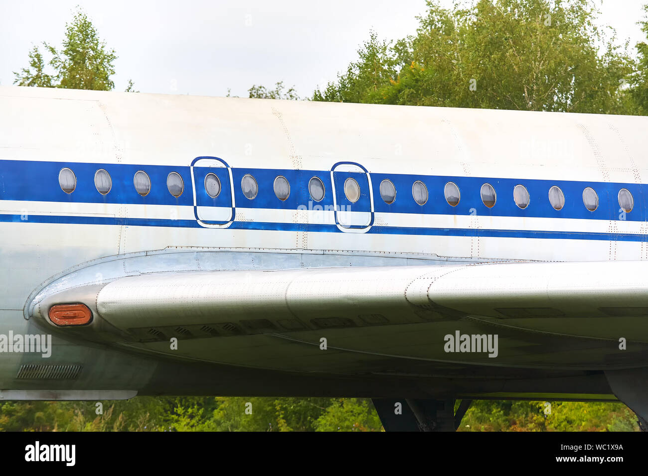 Aircraft stripe hi-res stock photography and images - Alamy